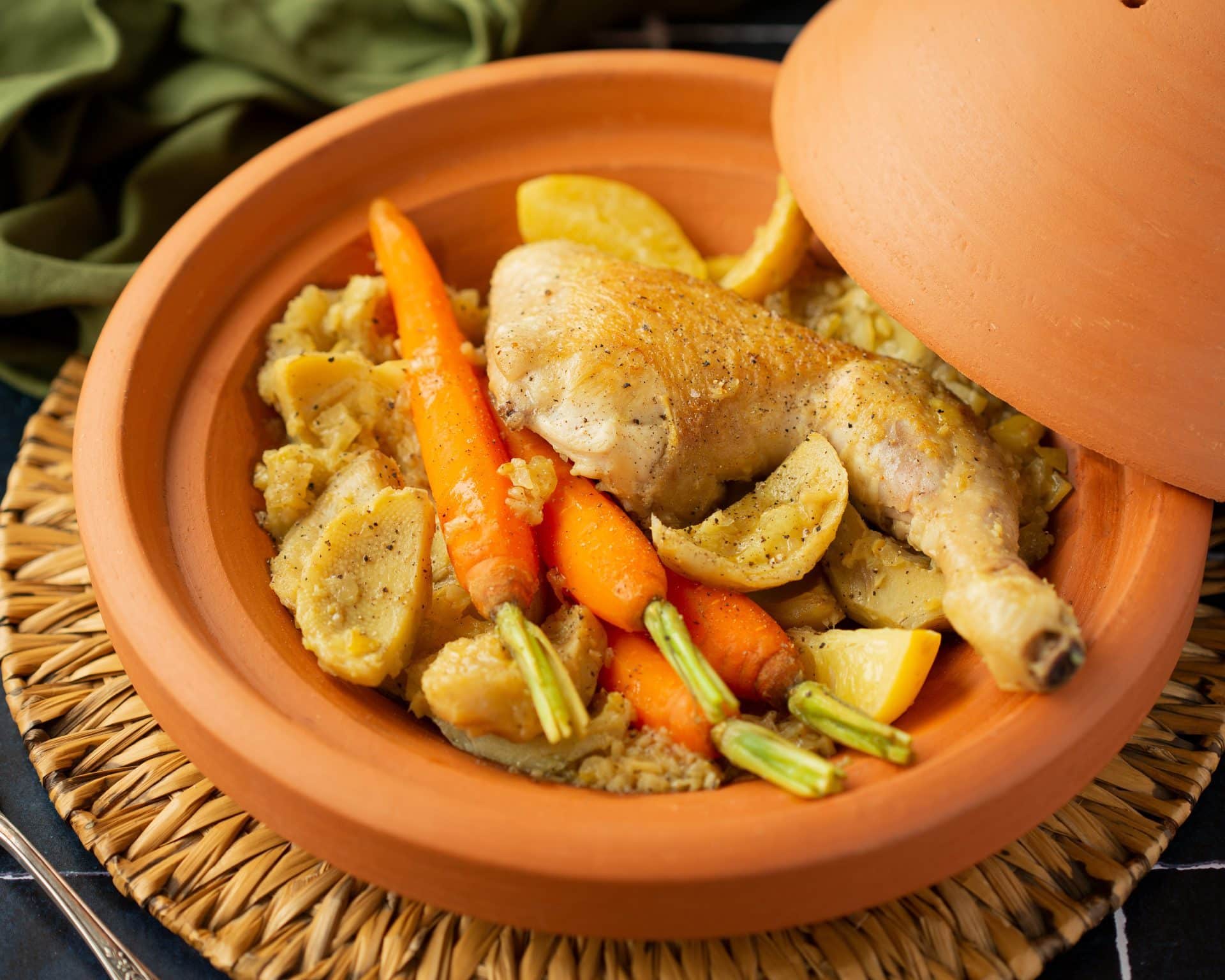 Tajine poulet, carottes et artichauts : Découvrez nos recettes